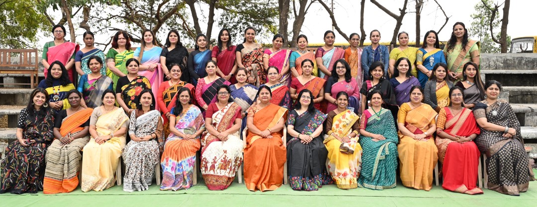 Bhavans | Ashti School